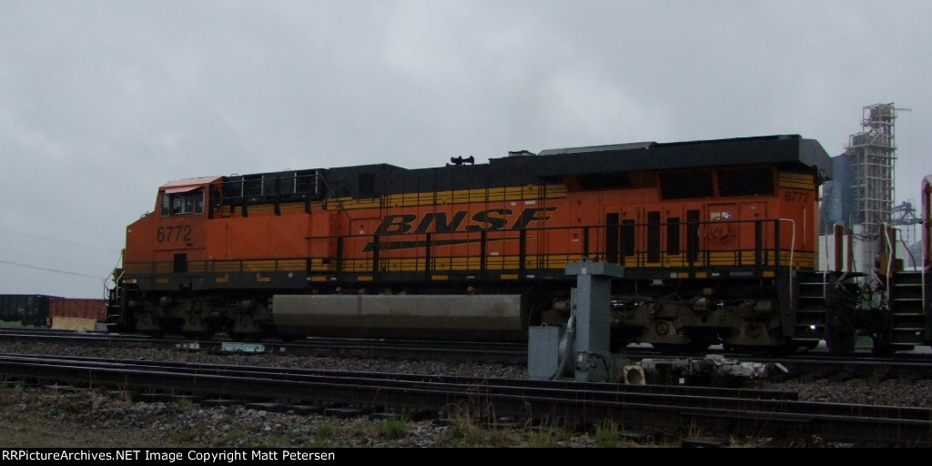 BNSF 6772